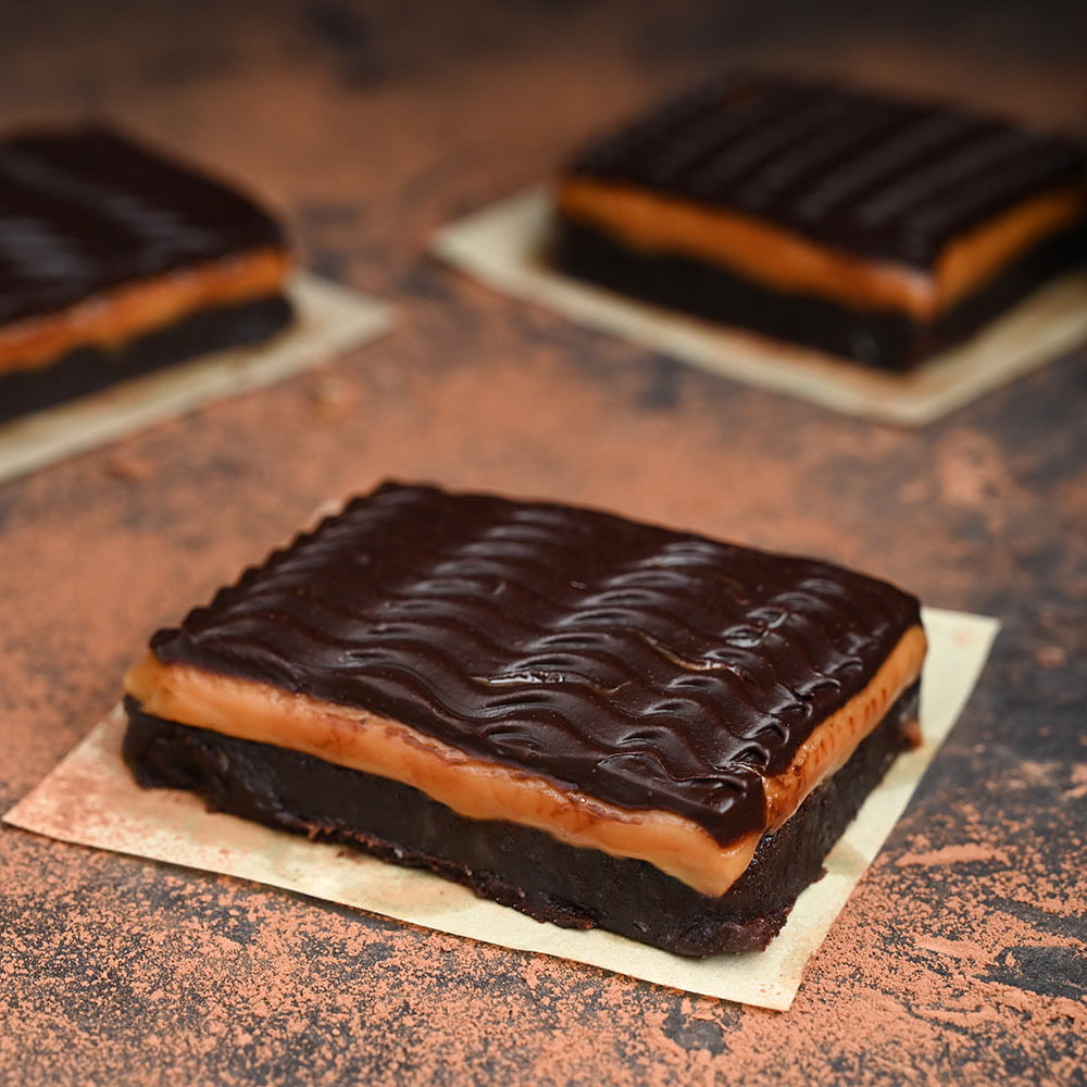 Buy Dainty Choco Explosion Brownie-Heavenly Choco Brownie