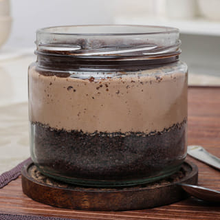 Jar Cake Delivery Online | Cookie Jar Cakes | Dessert in a Jar @399