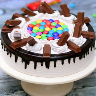 Online Kitkat Cake Delivery | Save Upto 150 | Buy Eggless KitKat Cakes
