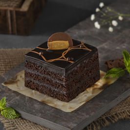 Buy Chocolate Truffle Pastry-Tasty Chocolate Truffle Pastry